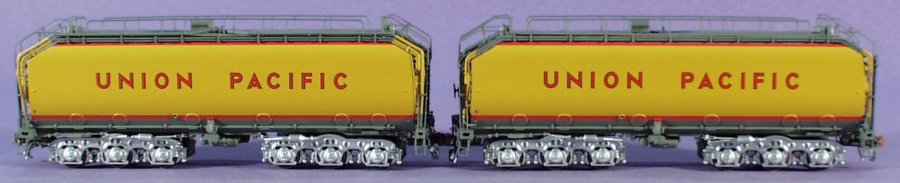 HO Scale: Scale Trains, UP, Fuel & Water Tenders (pre 2006)