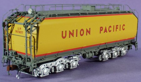 HO Scale: Scale Trains, UP, Fuel & Water Tenders (pre 2006)